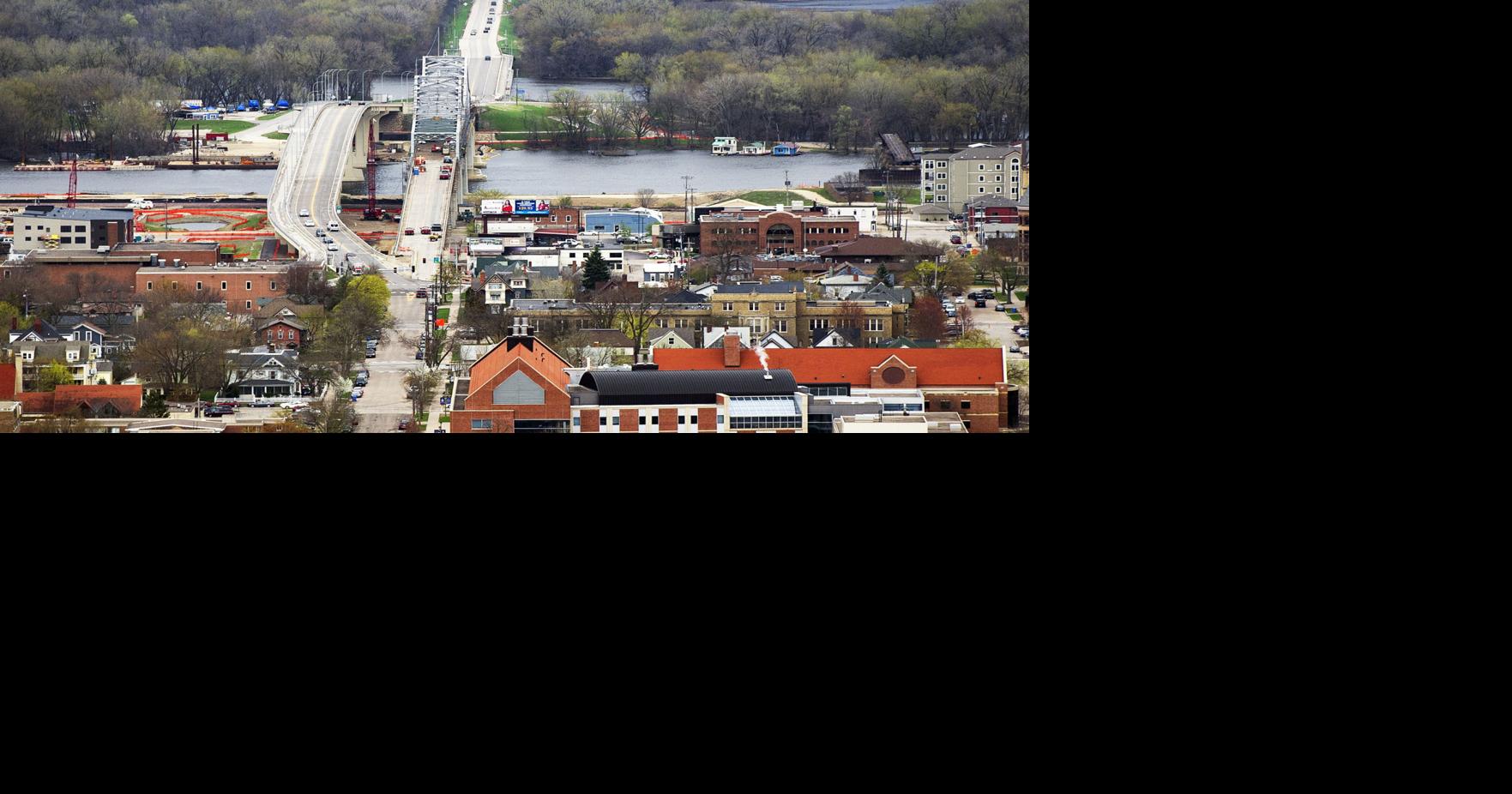 Winona bridge project on schedule to finish in end of 2019