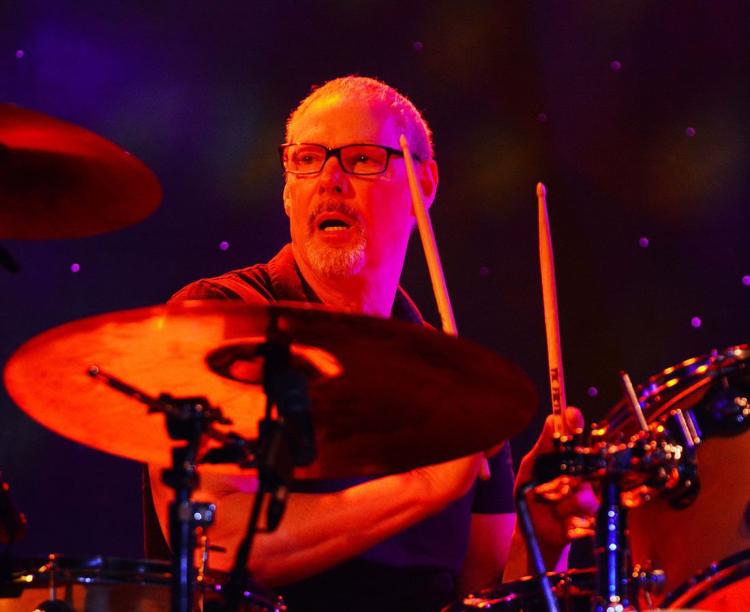 Heart founder Steve Fossen brings musical salute to Black River Falls