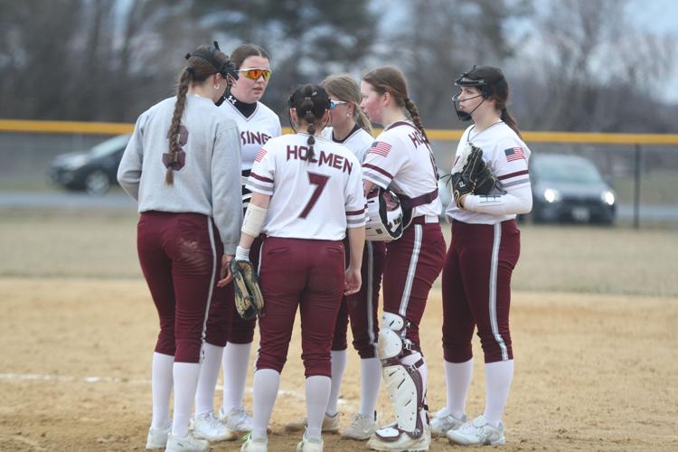 High school softball roundup: Holmen bounces back for one-sided win at ...