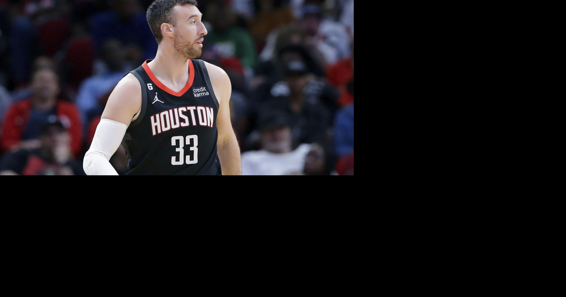 Polzin: NBA veteran Frank Kaminsky is 30, married and loving life