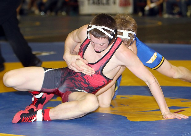 BI-STATE NOTES: McClelland cuts it a little too close