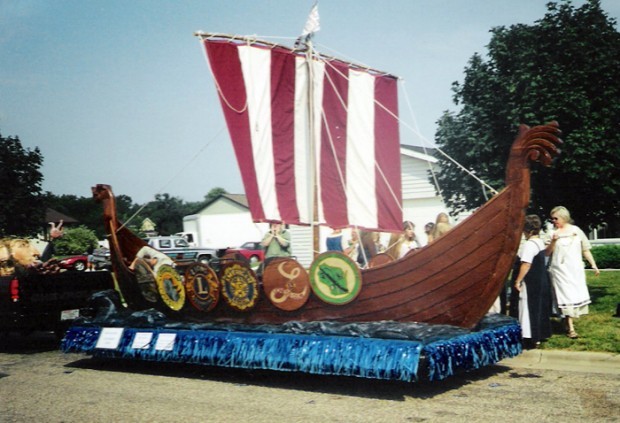Crew sought to relaunch Holmen Viking ship float
