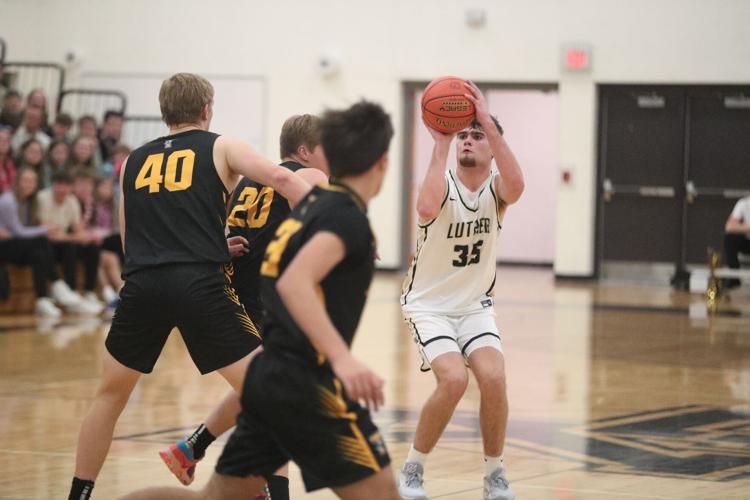 High school basketball commentary: Expect Bahr to get help as Onalaska ...