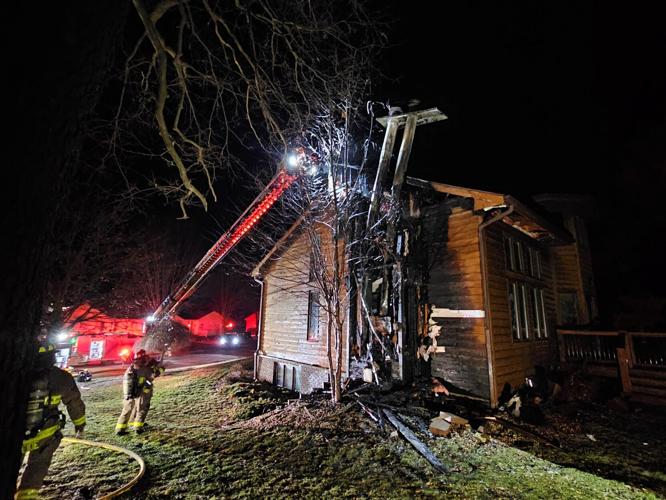 House fire in La Crosse controlled in 10 minutes