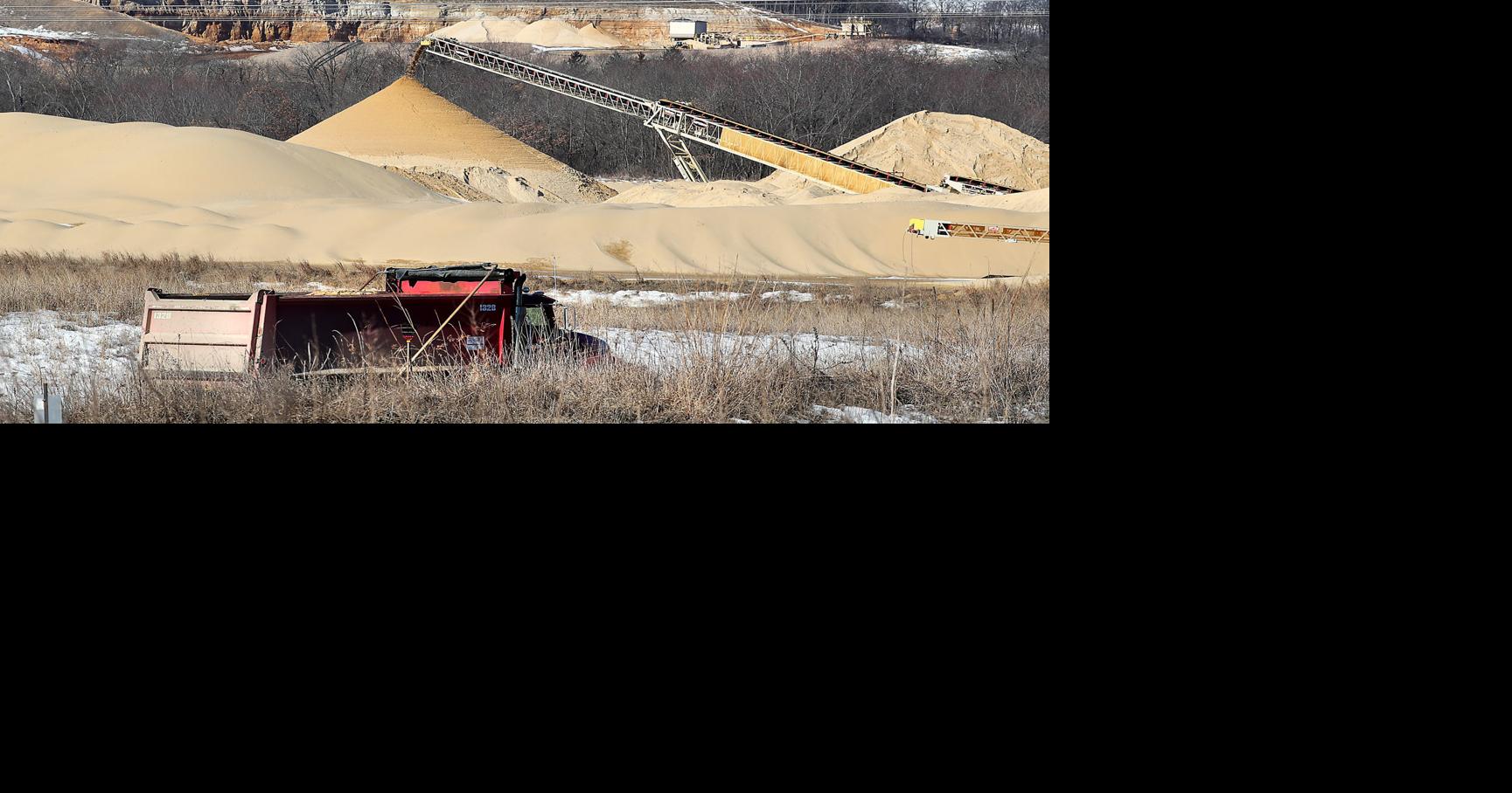 Wisconsin frac sand industry roars back, but new competition looms
