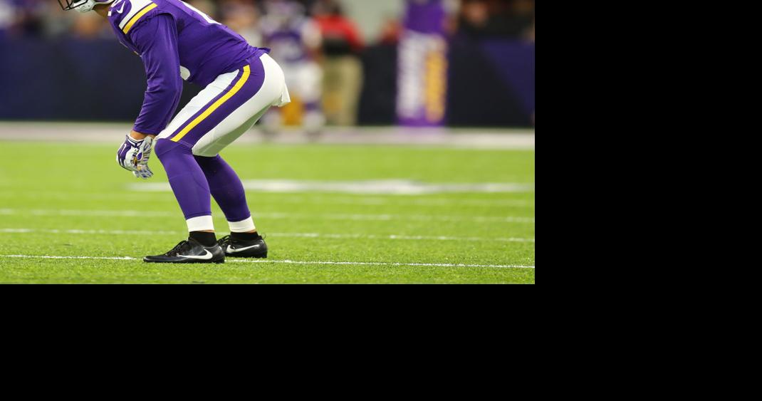 Vikings' Fruechte keeps battling for active-roster spot
