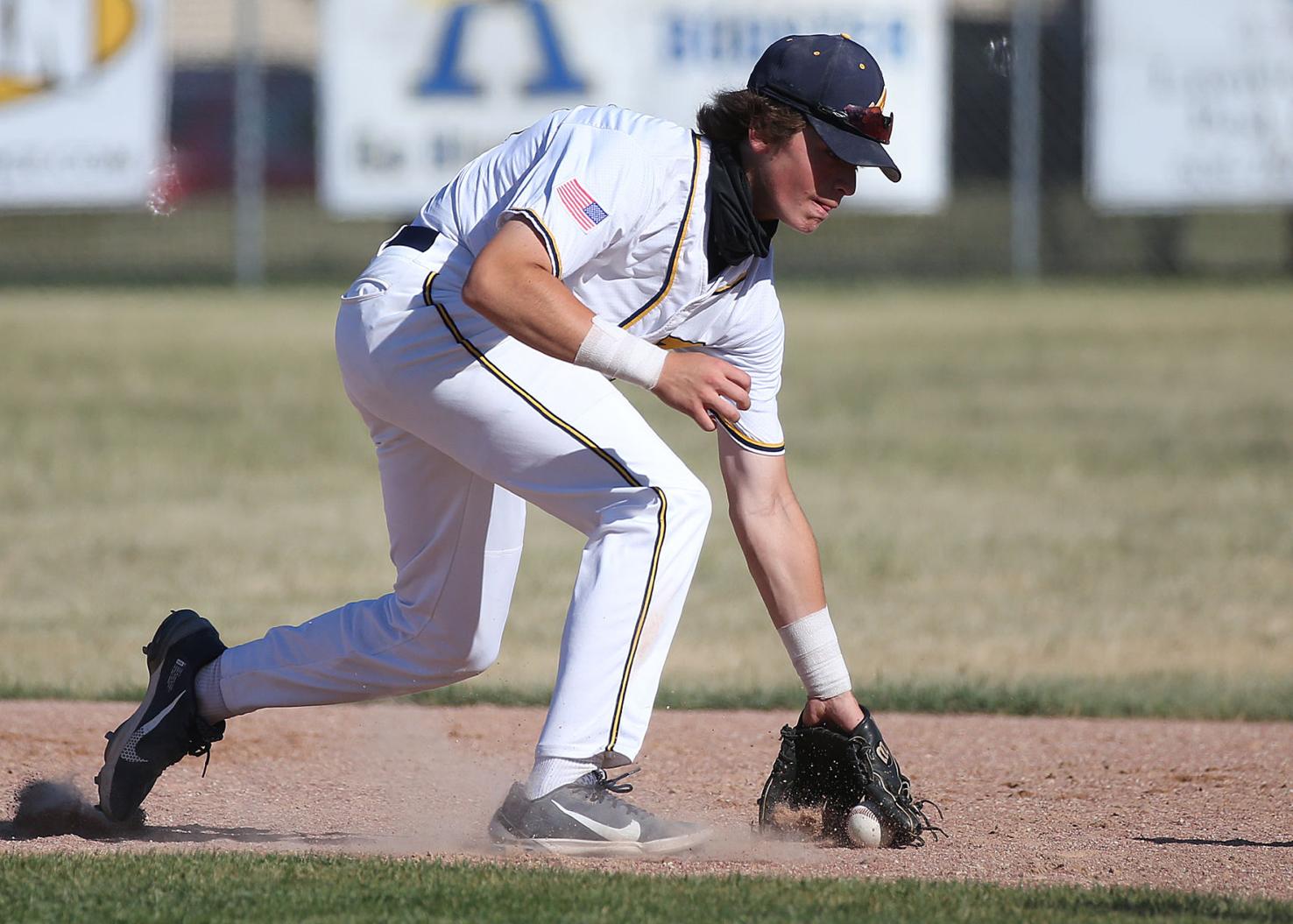 High school baseball roundup: Holmen becomes first team to beat first ...