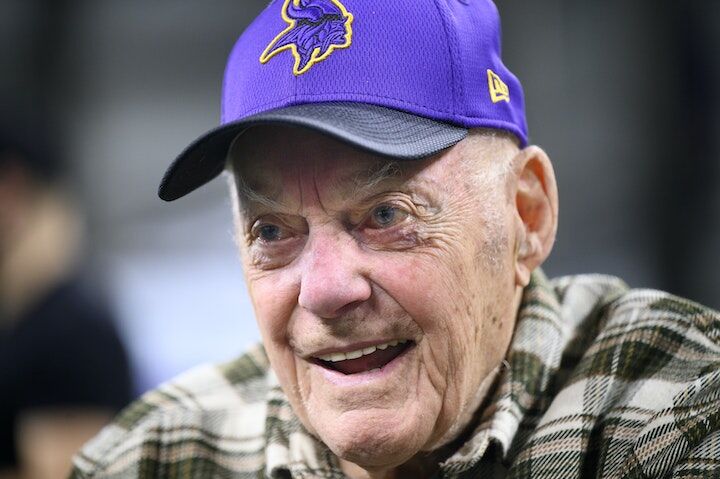 Reusse: Celebrating Bud Grant: No smoke(ing), no mirrors, just a ...