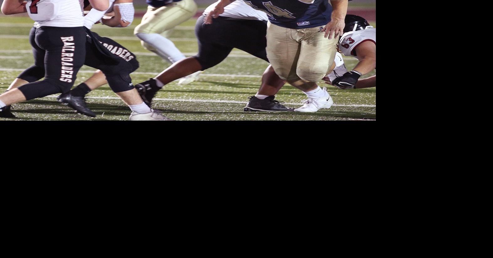 Aquinas lineman Shane Willenbring draws college attention