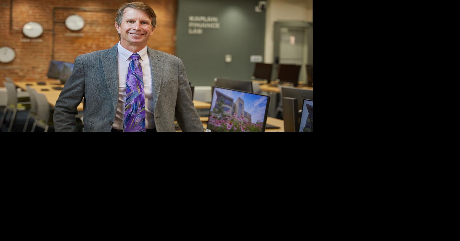 UWL’s Kaplan Finance Lab inspires tomorrow's investors