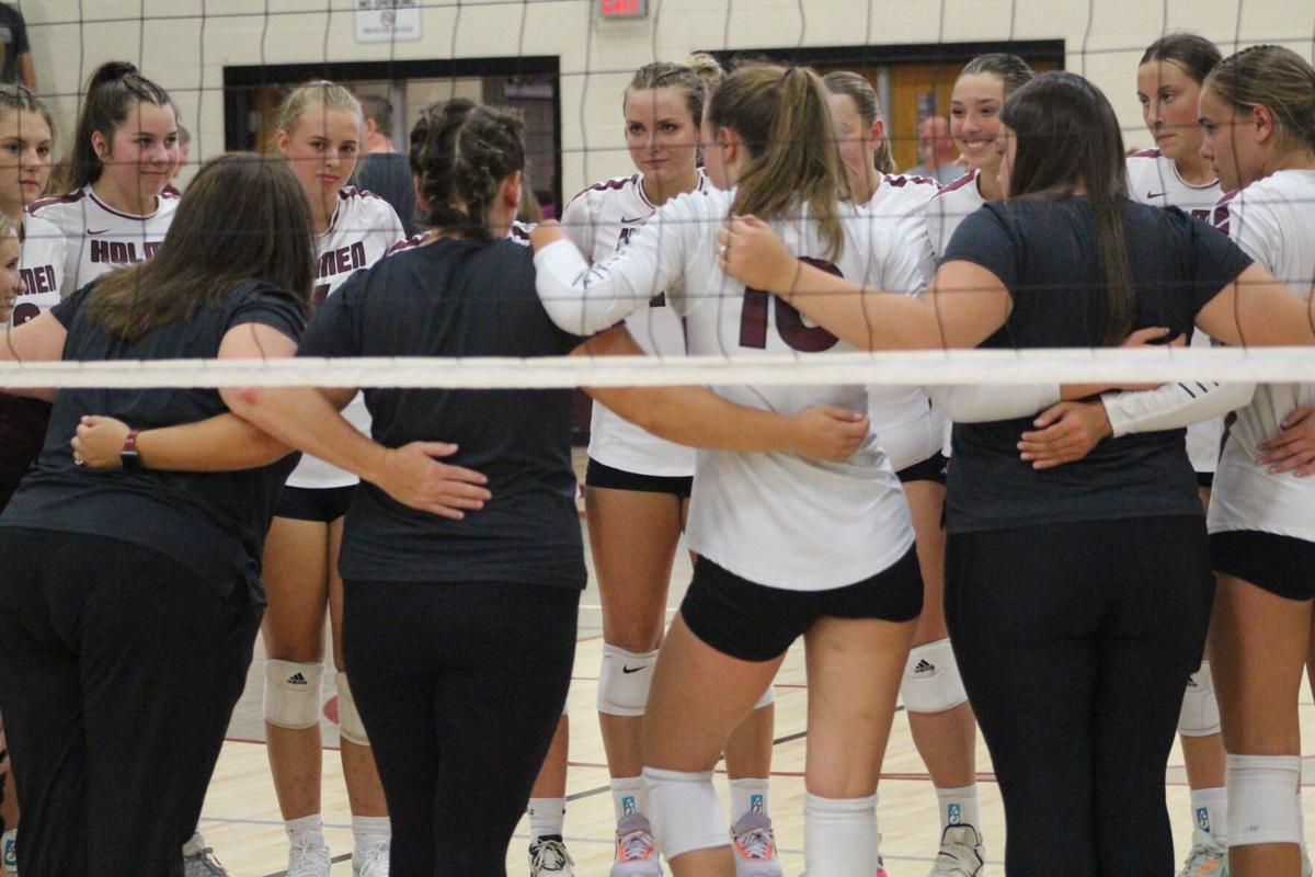 High school sports roundup: Holmen vs. La Crosse Aquinas volleyball ...