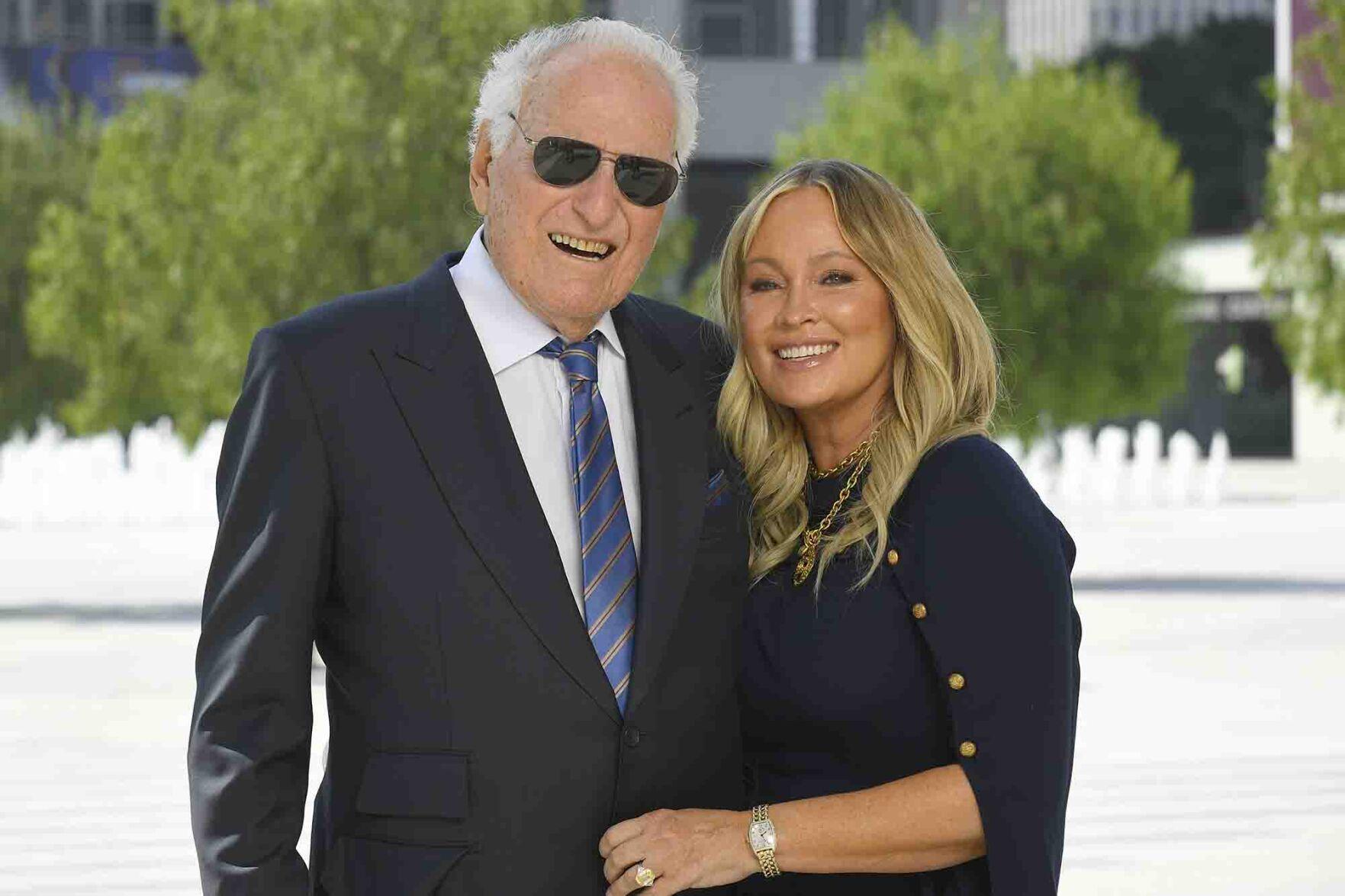 Jerry and Tina Moss give $25M gift to The Music Center | Arts and ...