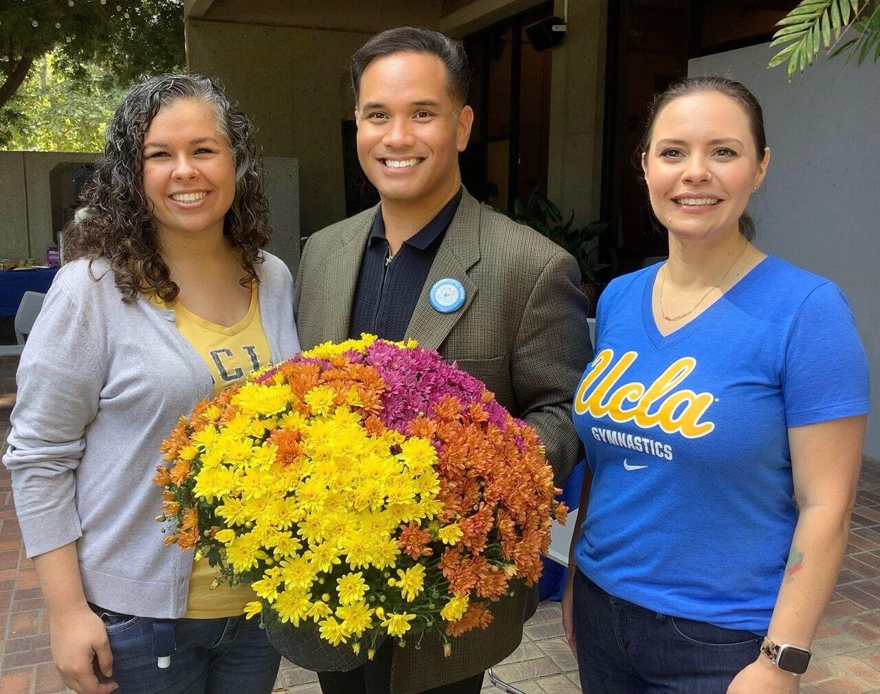 Send-Off Ceremony: UCLA Lambda Alumni Association welcomes students | Features | ladowntownnews.com