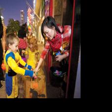 A Raging Scene on Halloween | Arts and Culture | ladowntownnews.com