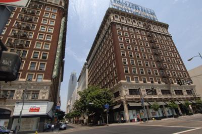 Small Market Coming to Rosslyn Lofts | News | ladowntownnews.com