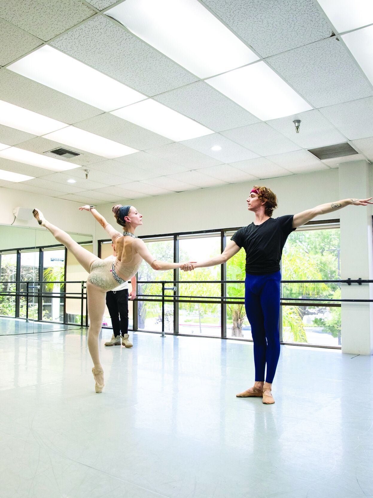 Inside the Mind: The Realm Company’s latest dances around mental ...