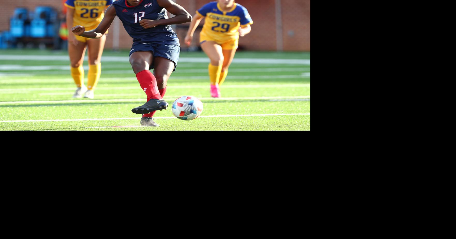 College soccer teams taking aim on postseason honors | Sports ...