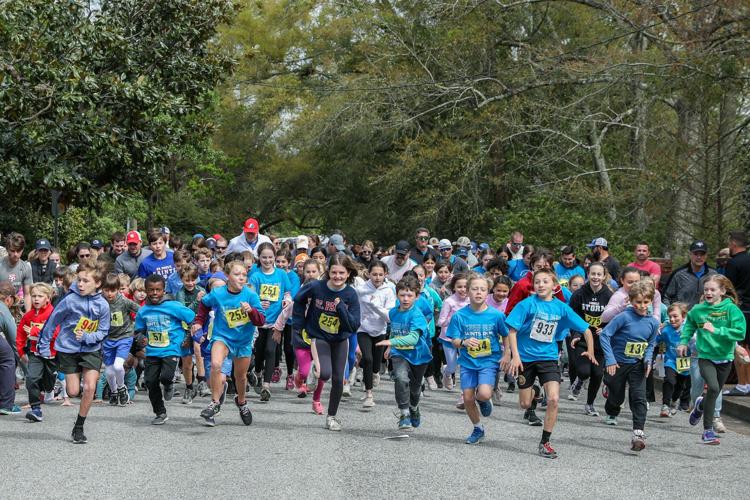 Saints Run honors fallen classmate, encourages healthy decisions | Upon ...