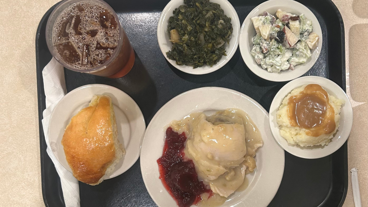 Morrison’s last location serving classic dishes, memories in Mobile ...