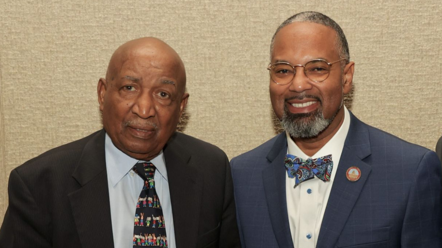 Reed backs Bracy in D2 race | News | lagniappemobile.com