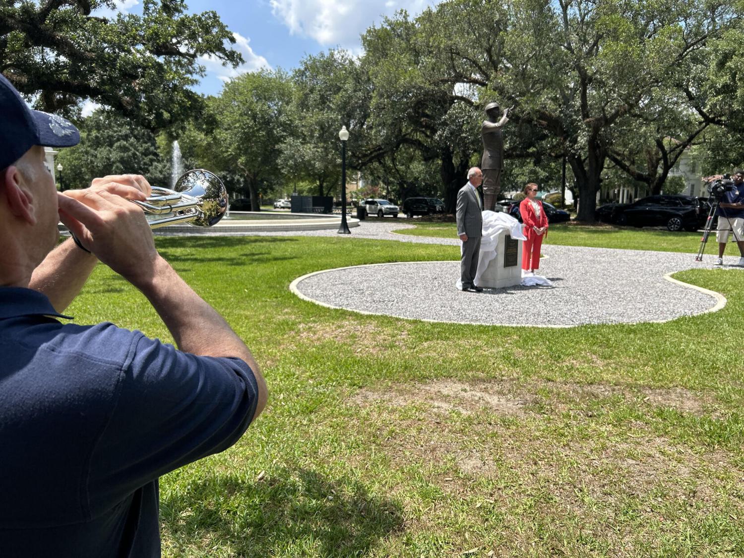 Bugler statue unveiled at Mobile’s Memorial Park | News ...