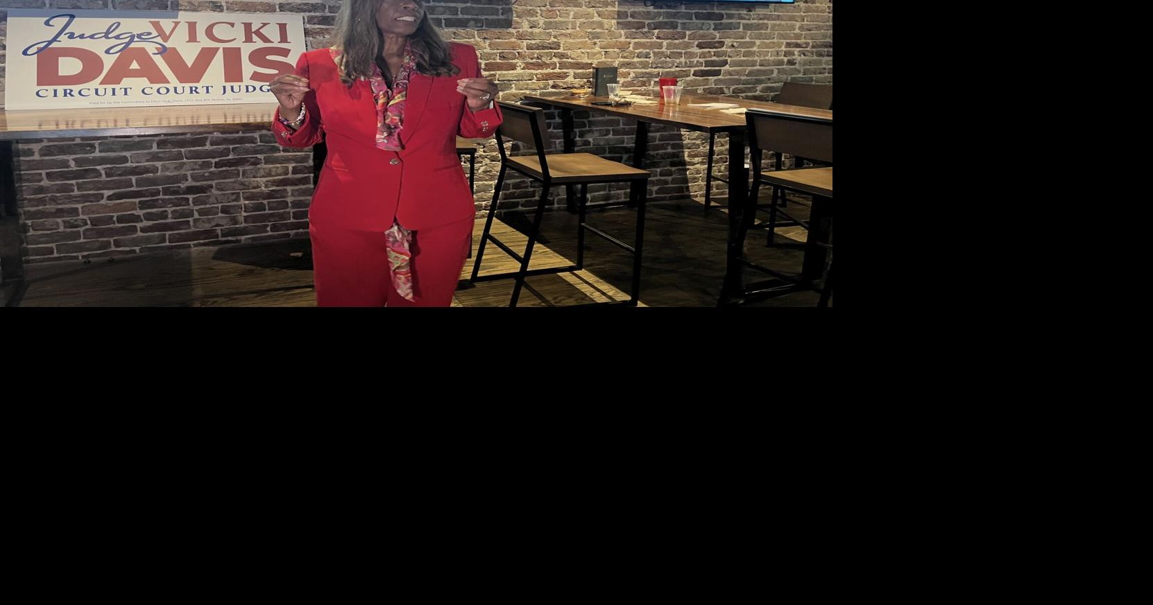 Davis edges out Callaghan to secure Circuit Judge seat | Mobile County ...