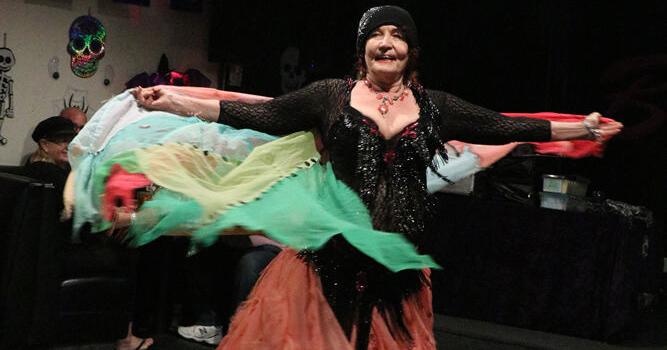 Christmas Memories | News | lagunabeachindy.com