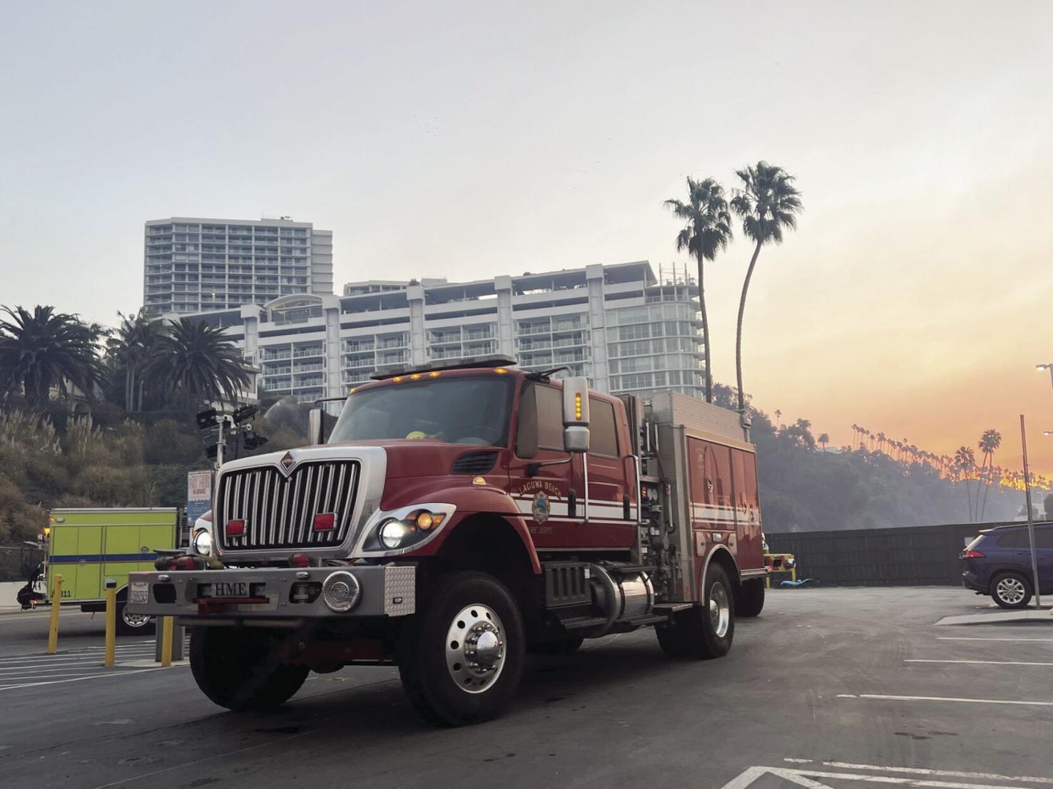 Laguna Beach rallies in support of Los Angeles fire victims | News ...