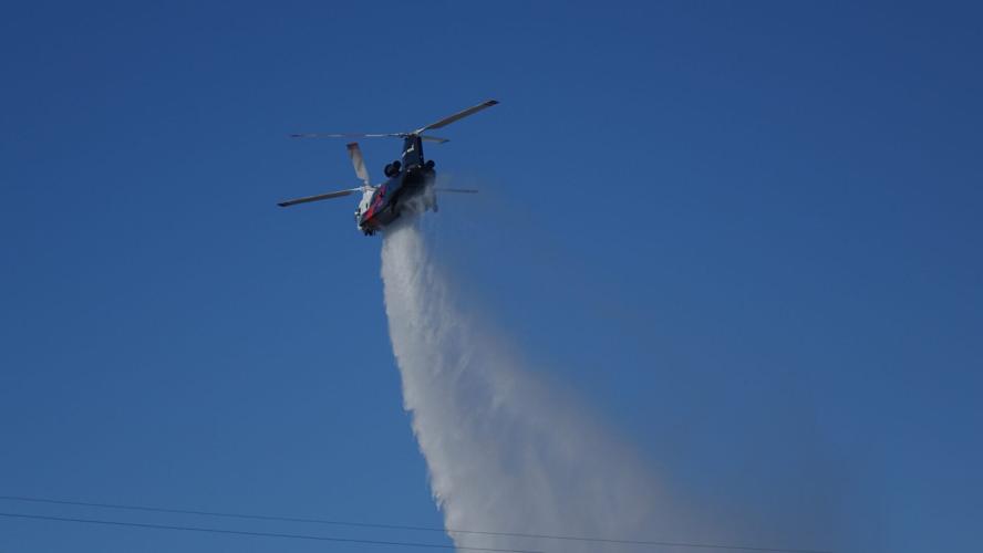 Helitanker trains on Laguna Beach’s refilling water tank | Do-not ...