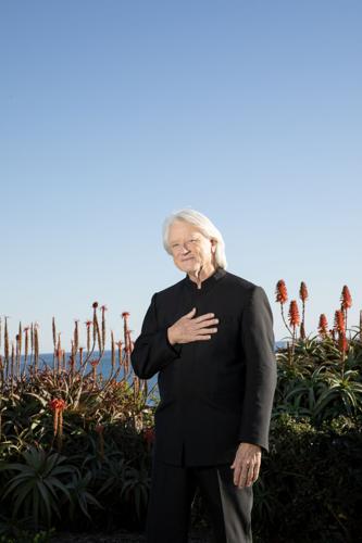 10 Minutes With Carl St.Clair: Pacific Symphony’s music director ...