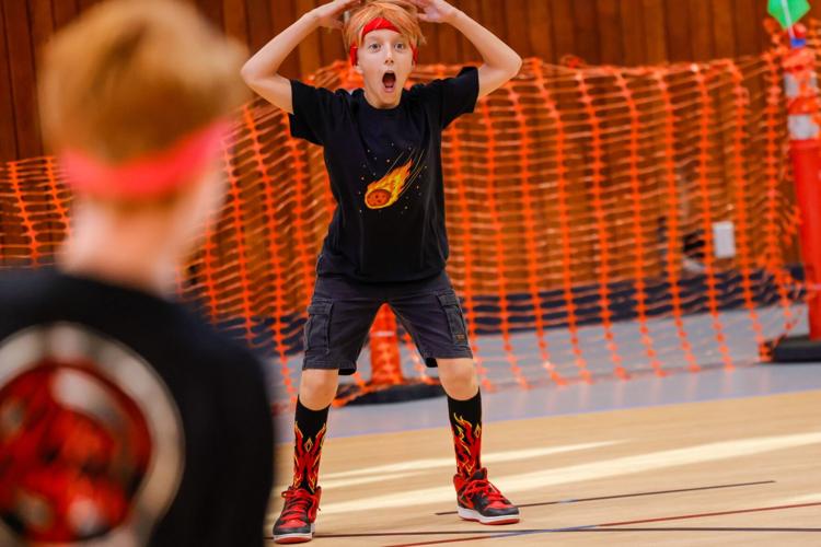 Laguna Beach students dodge, dip and dive for SchoolPower | News | lagunabeachindy.com