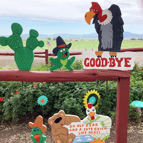 Couple creates concrete yard art for sale on Hwy 395 | Lifestyles ...