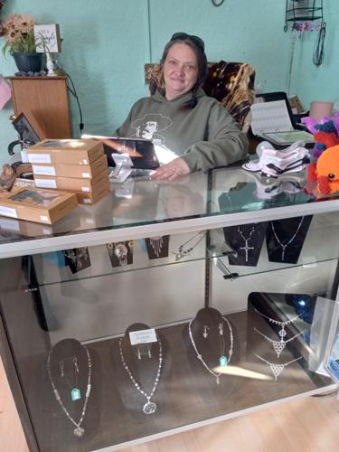 Lakeview's Kickin' Kountry opens store, along with booth at Expo fair ...