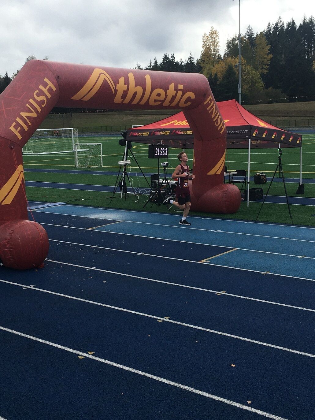 Cross country: Lakeview's Emma Halblieb, Elizabeth Goeres qualify for ...