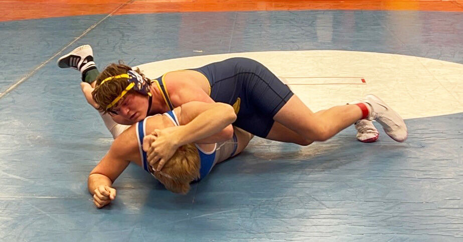 LHS Wrestling attends Dan Vidlak Tournament | Sport | lakecountyexam.com