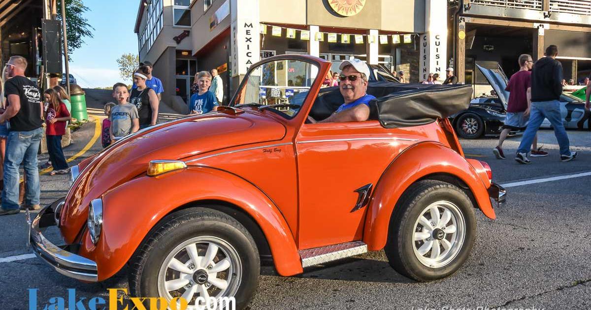 PHOTOS: A Roaring Good Time At The Magic Dragon Car Show On The Strip ...