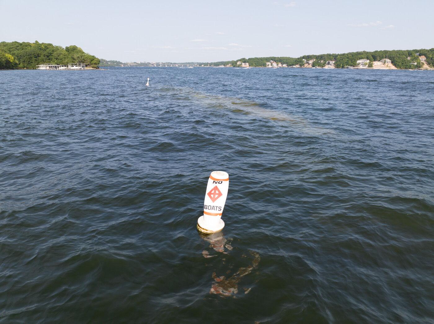 Boat Stuck On Underwater Ridge Sinks, Owner Reportedly Abandons It ...