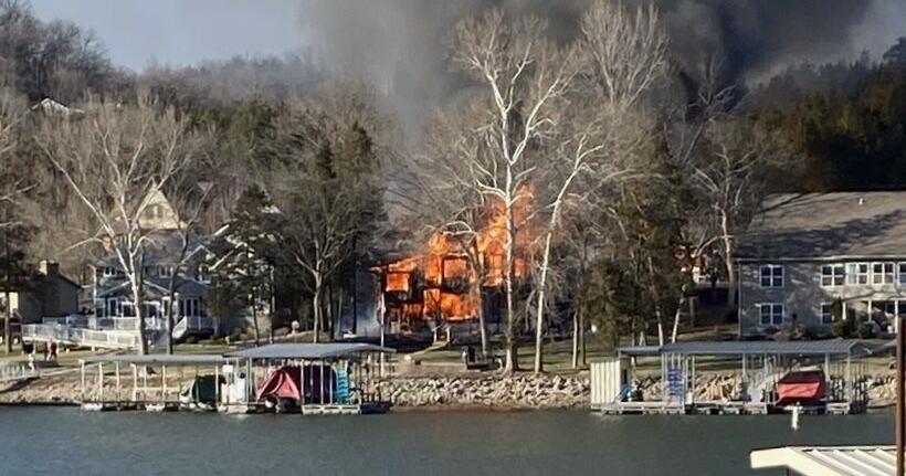 Lake Of The Ozarks Waterfront Home Destroyed By Fire [VIDEO] | Lake of ...