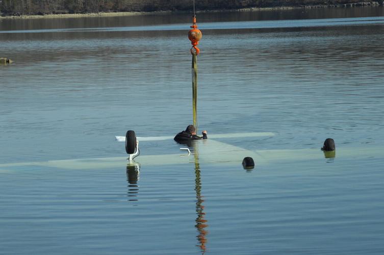 Tales From The Deep! Divers Pull Wild Things From The Bottom Of Lake Of ...