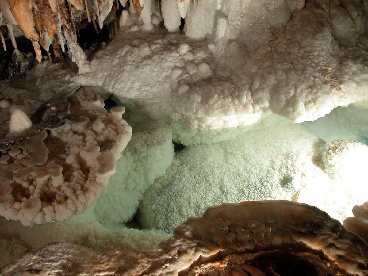 Photos Of The Stunning Carroll Cave: Third-Largest In Missouri ...
