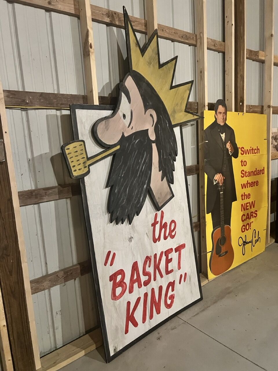 A Legendary Lake Of The Ozarks Sign Is Restored: The Crowned Hillbilly ...