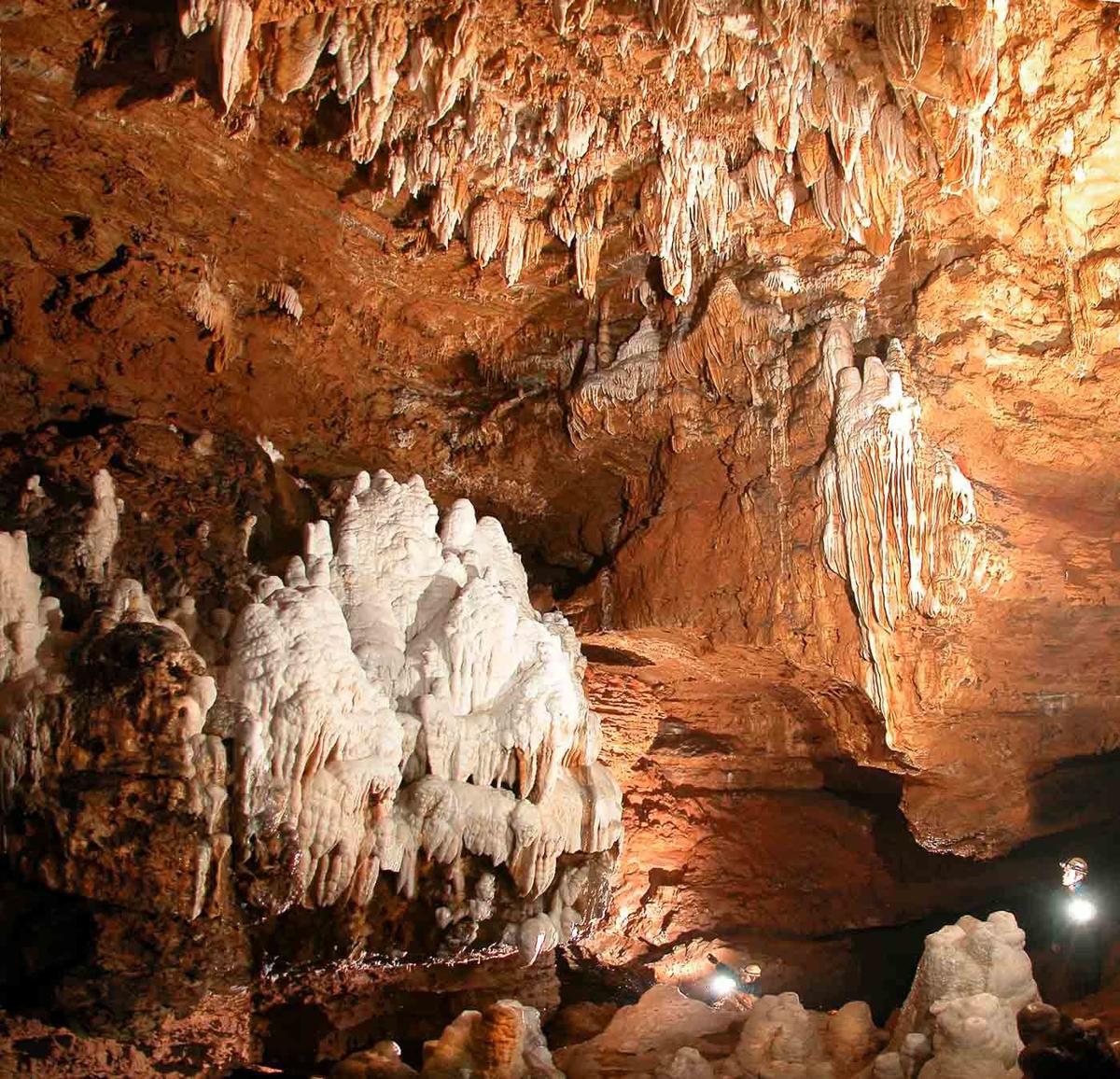 Photos Of The Stunning Carroll Cave: Third-Largest In Missouri ...