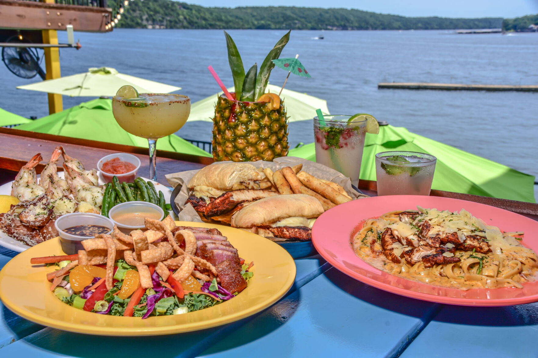 Paradise Restaurant & Bar: Jaw-Dropping Lake View & A Menu That's Even ...