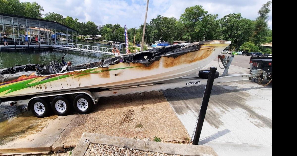 PHOTOS: Crew Recovers Powerboat That Burned & Sank On Lake Of The ...