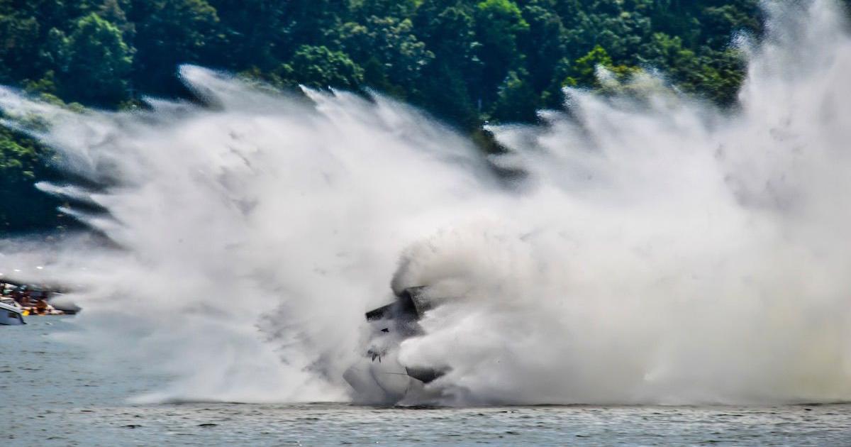 Surviving A High-Speed Boat Crash [A Closer Look At Race Safety] | Lake ...