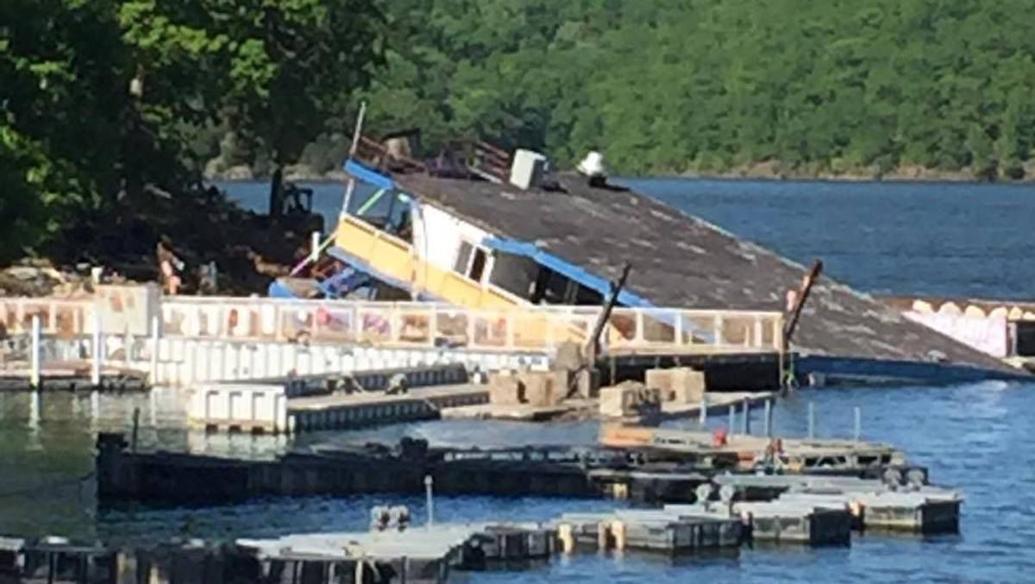 The Oldest Boat On Lake Of The Ozarks Sinks | History of Boating at the ...