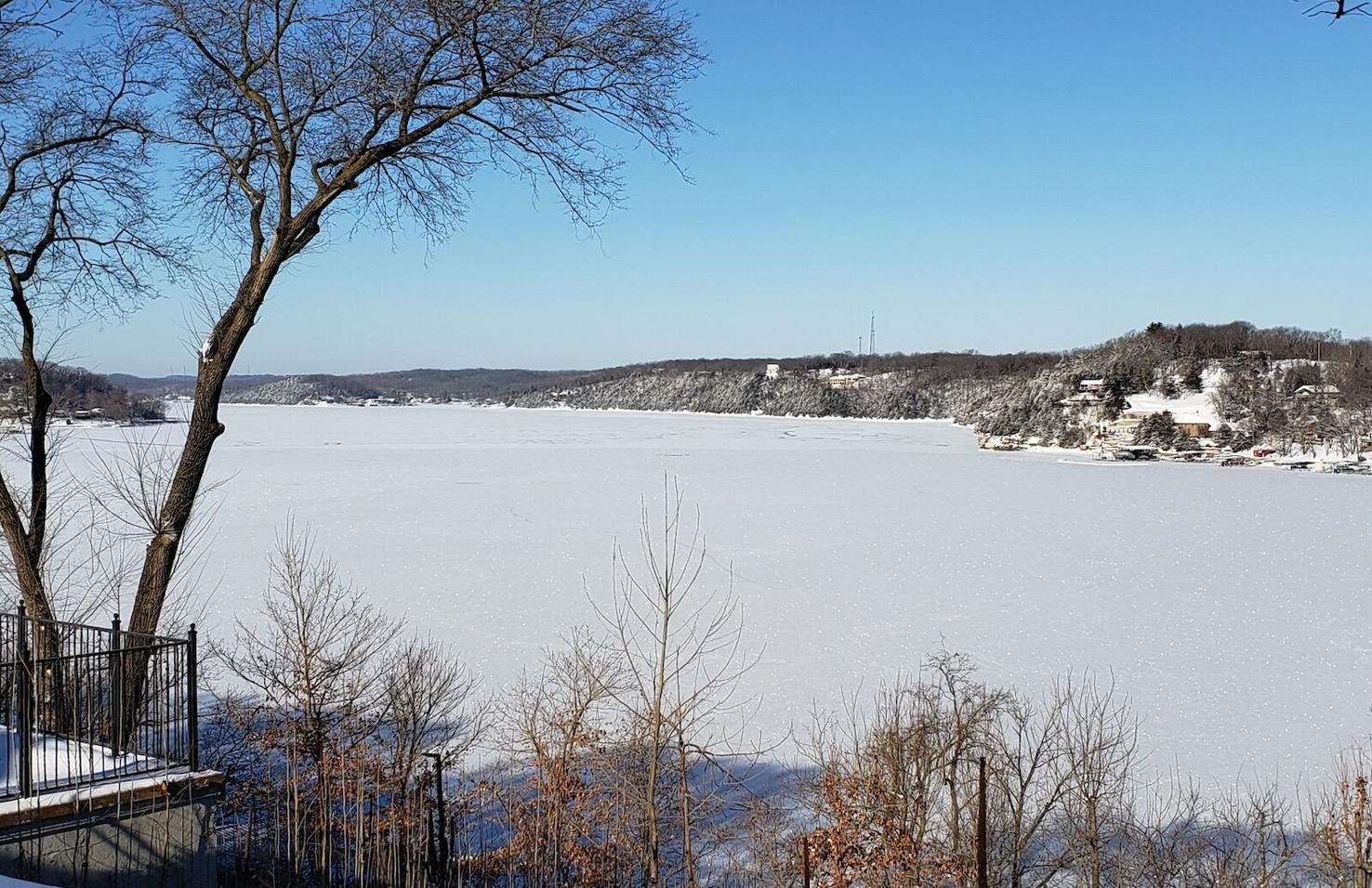 DOCK ICE: Lake Of The Ozarks Is Freezing Over, Here’s How To Protect ...