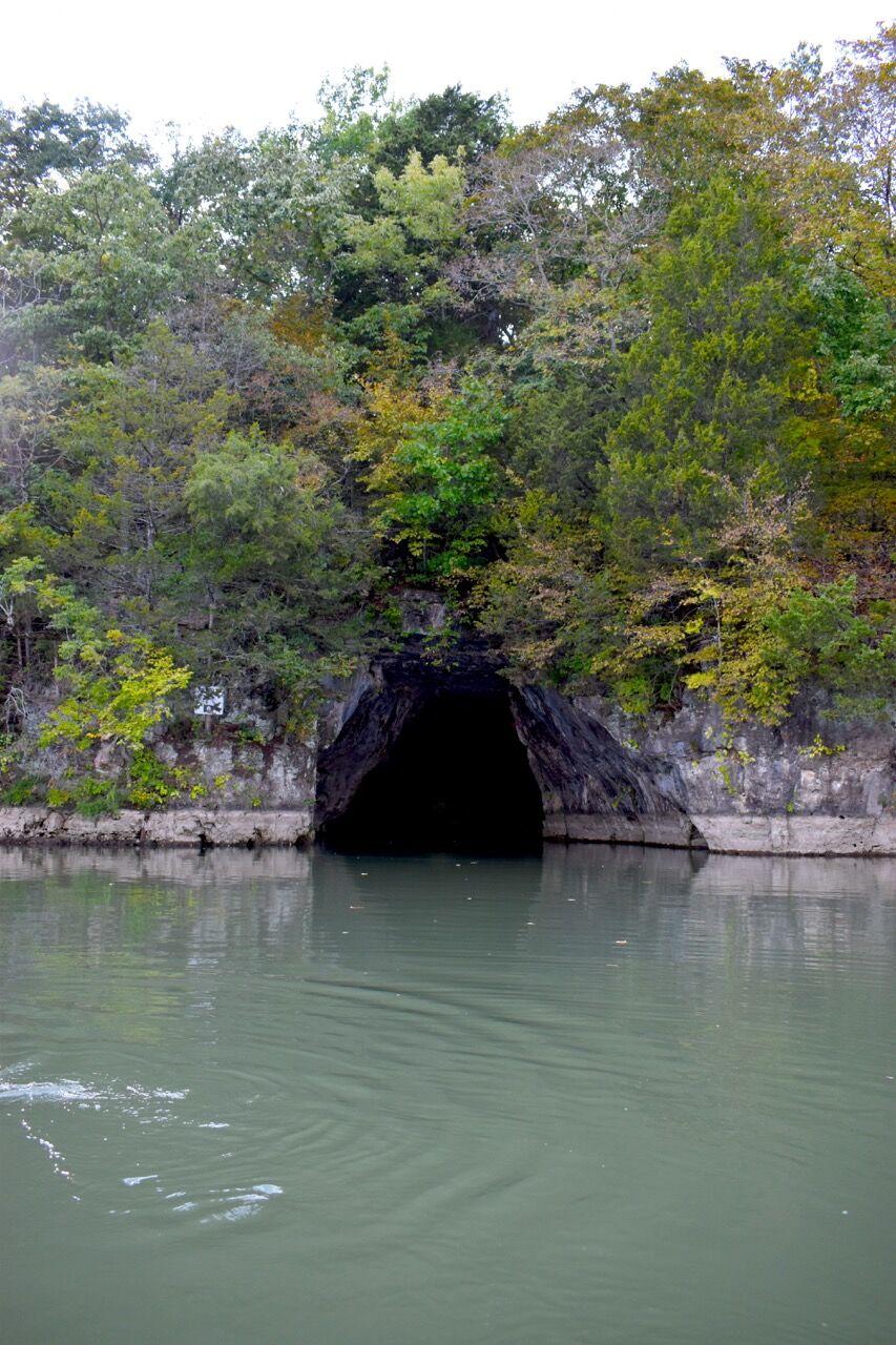 Hidden Caves At Lake of the Ozarks: Here's Where To Find Them | Things ...