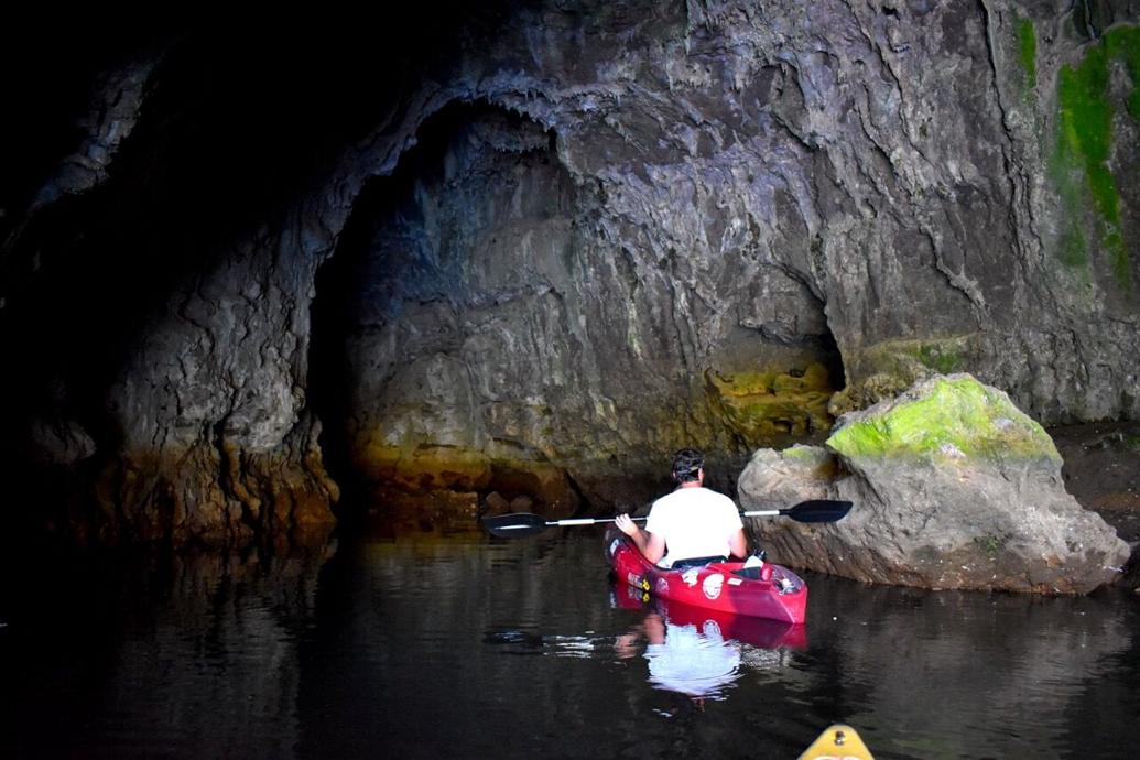 Hidden Caves At Lake of the Ozarks: Here's Where To Find Them | Things ...