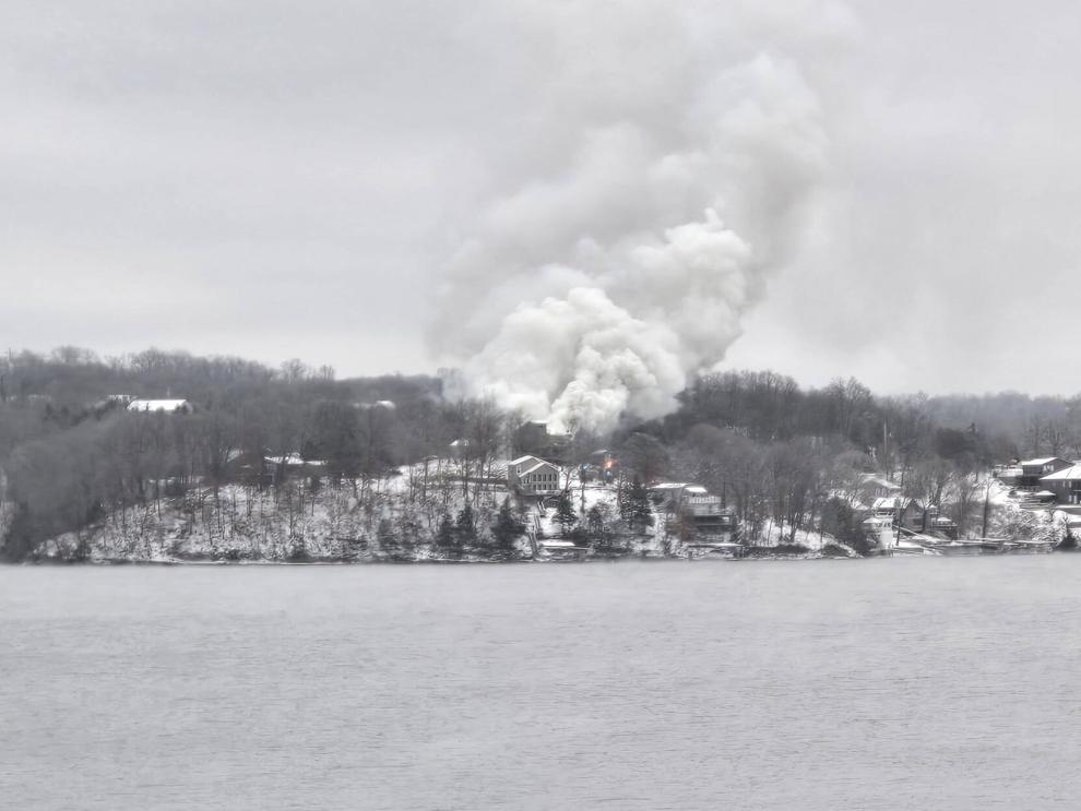 Massive Fire Destroys Home On Lake Of The Ozarks, Witness Reports ...